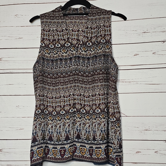 Violet & Claire | Tops | Violet Claire Multi Pattern Sleeveless Top ...